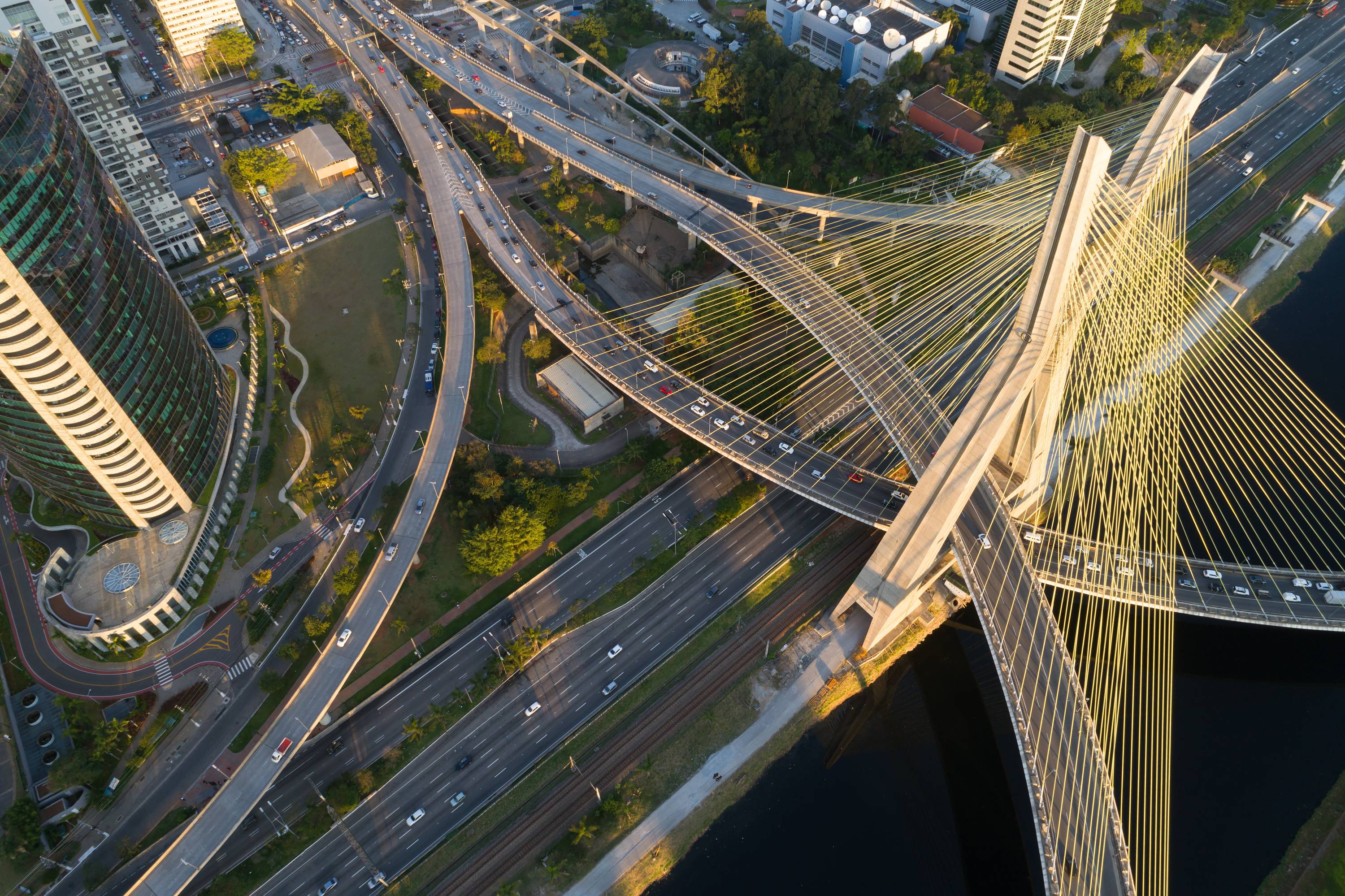 Mobility & Transportation Infrastructure - e-GEOS